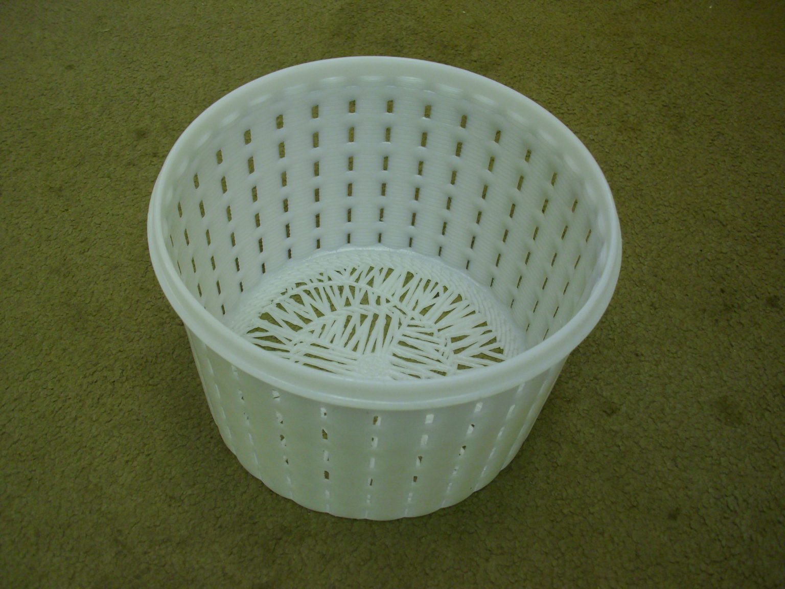 Round Plastic Cheese Forms - International Machinery Exchange